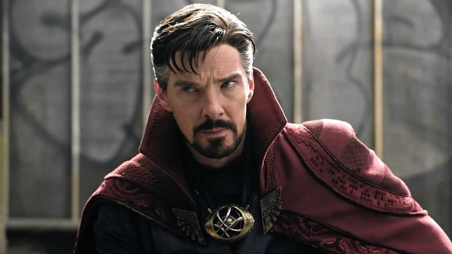 10 Male Actors Who Were Told to “Fix Their Face” to Get Cast ...